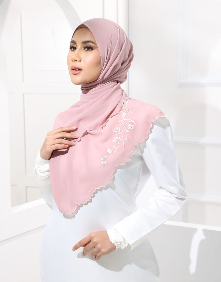 Maharani in Dusty Pink – DEMANDA