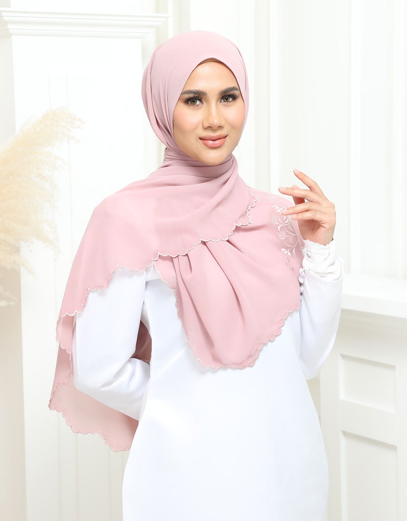 Maharani in Dusty Pink – DEMANDA